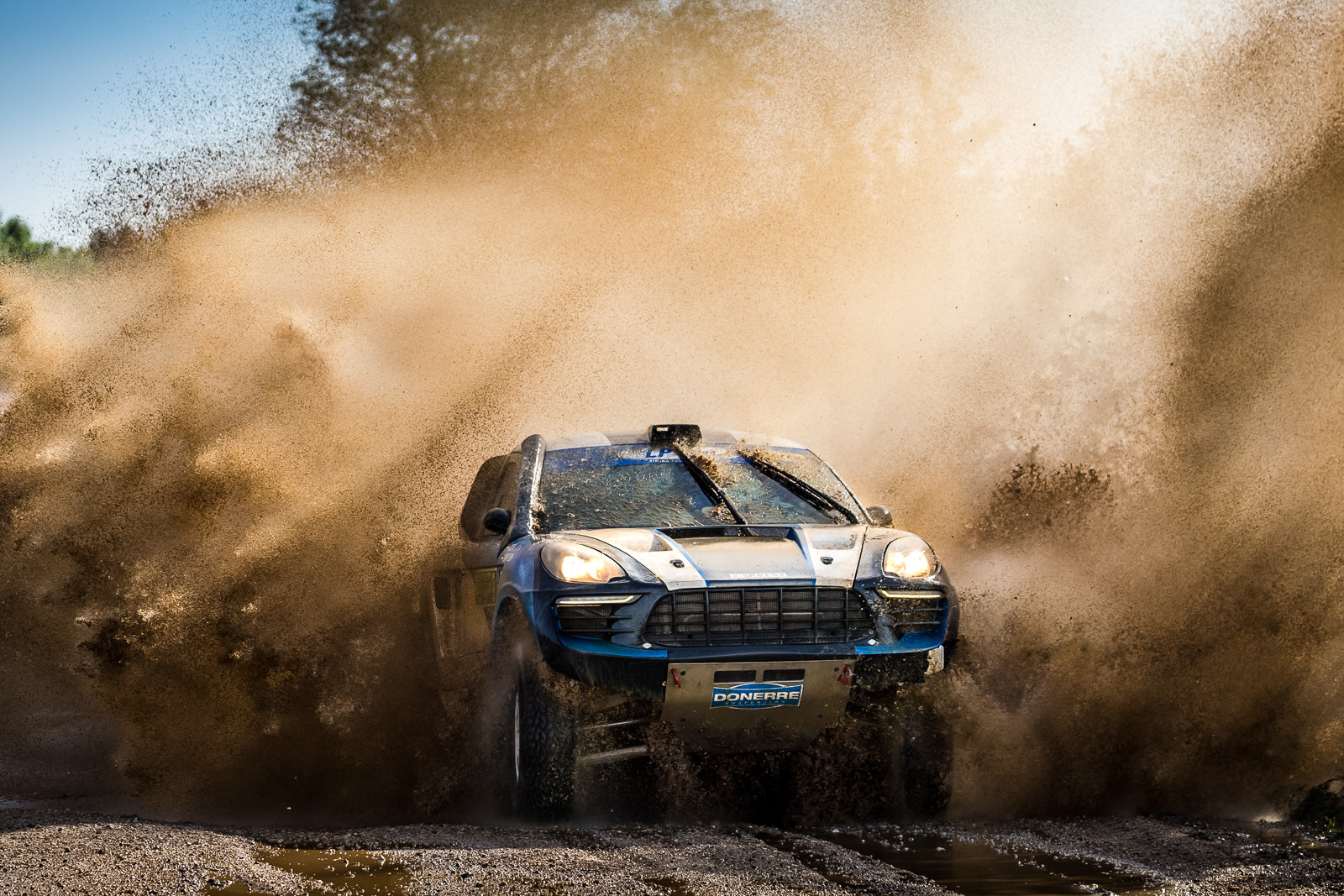 This Porsche Macan-Bodied Rally Raider Was Built For The Dakar ...